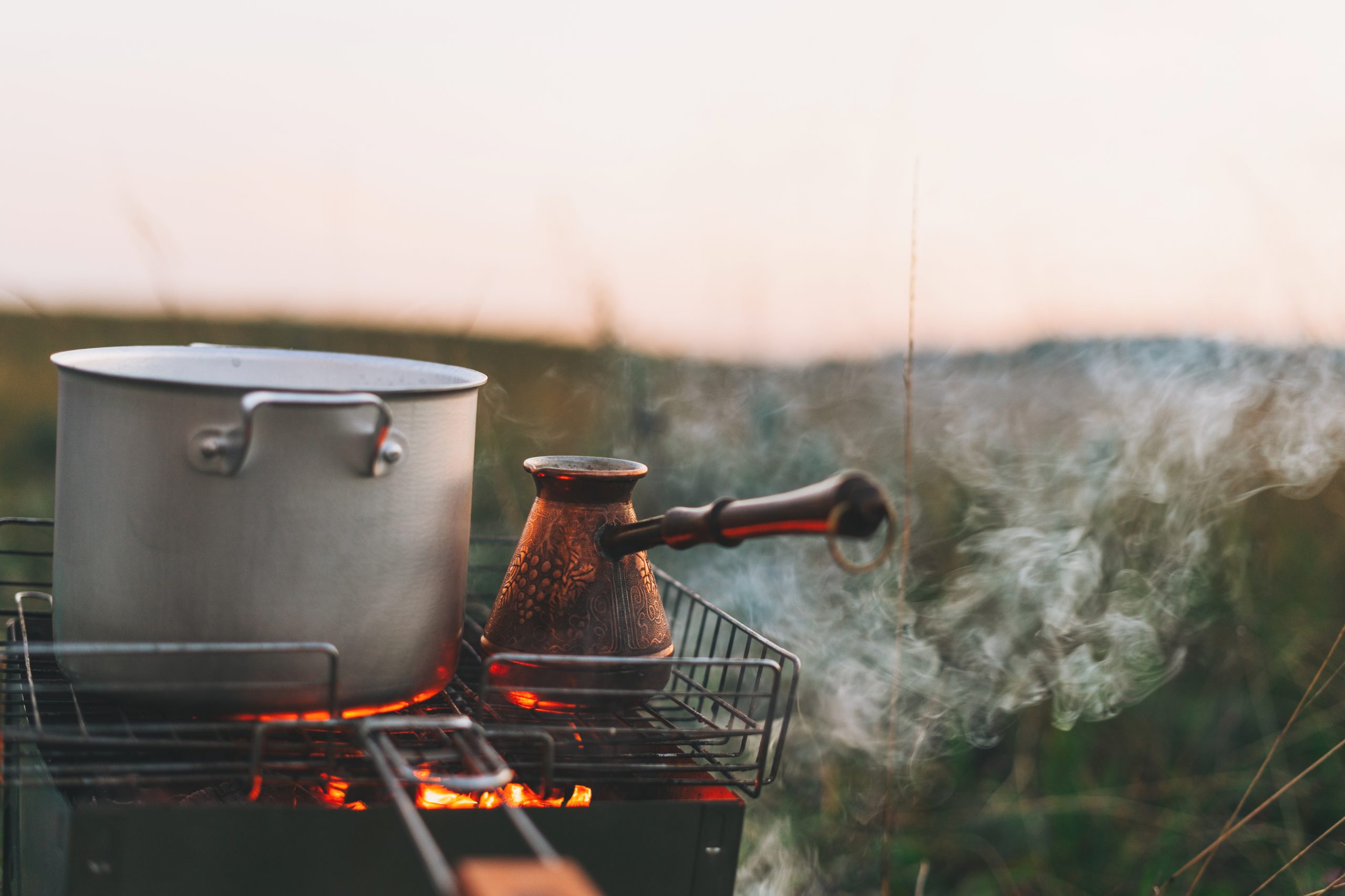 How to Cook When the Grid Is Down: Complete Off-Grid Cooking Guide ...